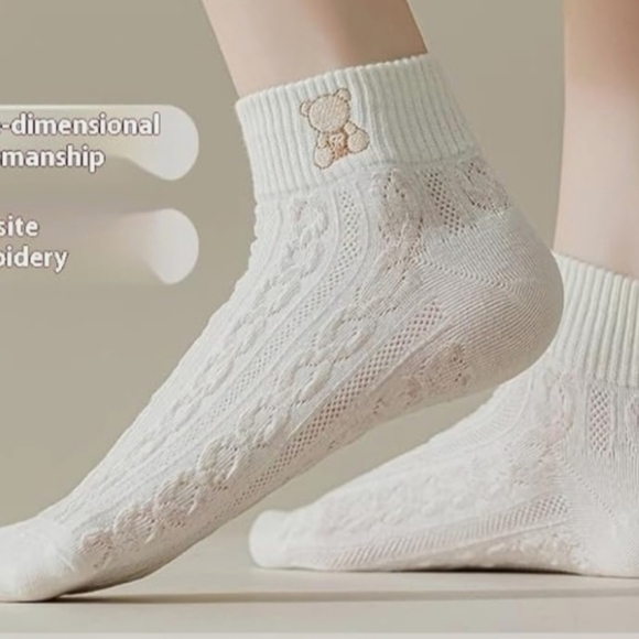Basic Life | Accessories | 6 Pairs Of White Patterned Sneaker Socks ...